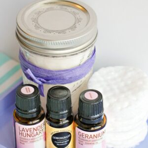DIY Face Toner Pads with Essential Oils - Customizable Recipe!