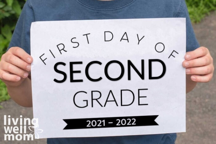 Free Printable First Day of School Sign for All Grades (2022-2023)