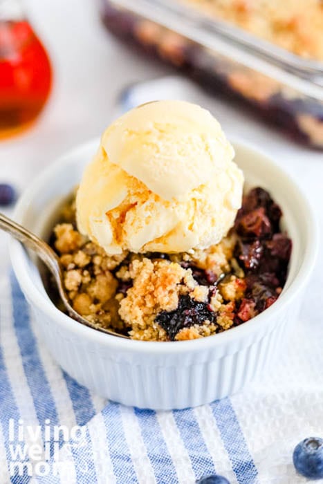 Easy Maple Blueberry Crumble (with Tons of Blueberries) - Living Well Mom